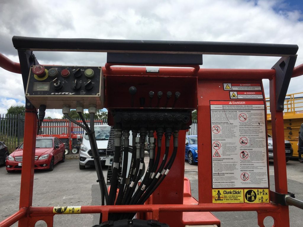 PRE-OWNED Niftylift Height Rider HR12 NDE Self Propelled Boom Lift - SOLD